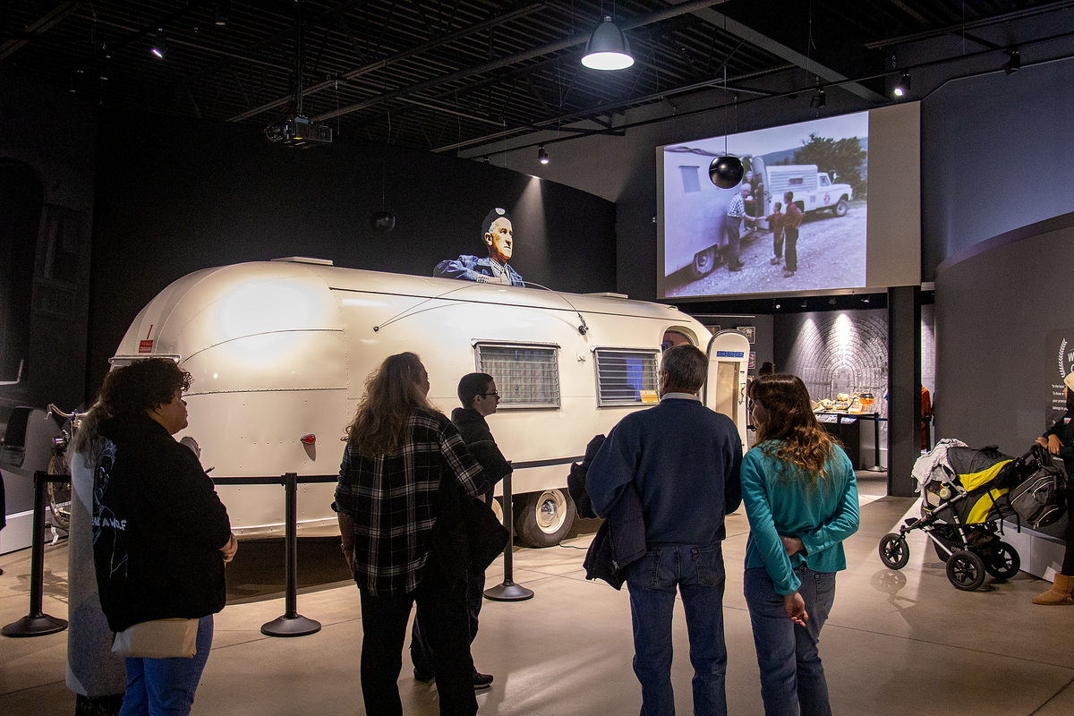 Students Visit the Airstream Factory - TRECA