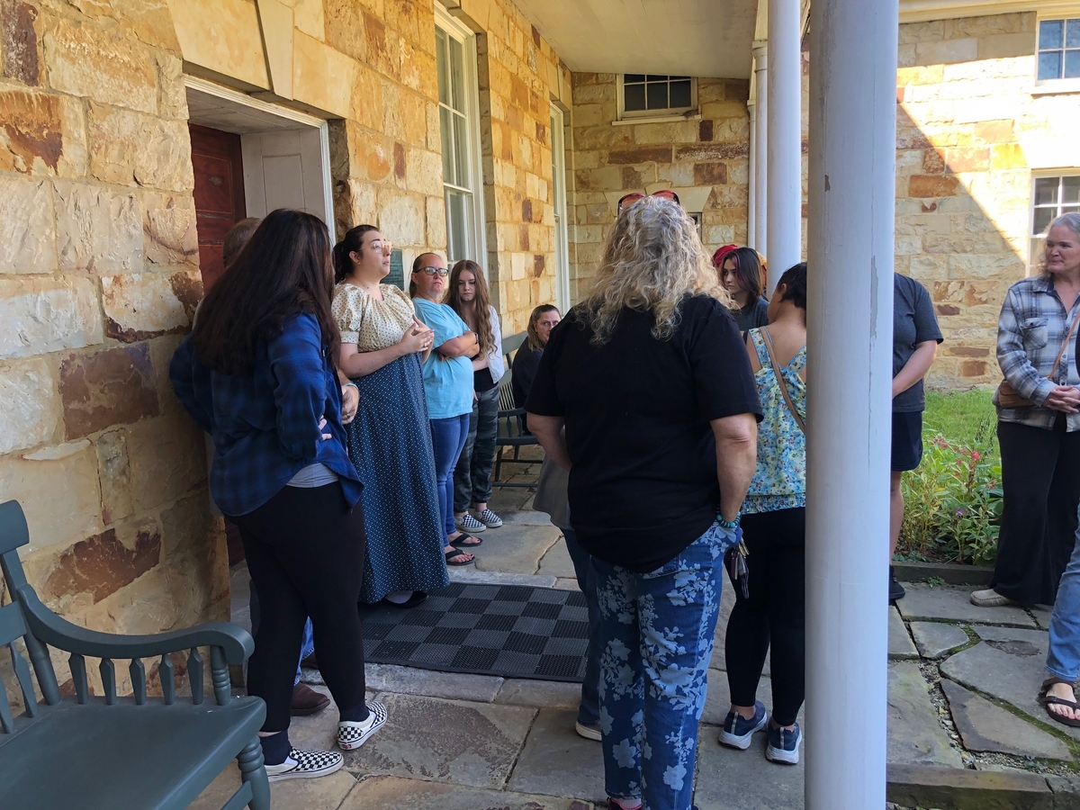 Students Visit Adena Mansion and Historic Gardens - TRECA