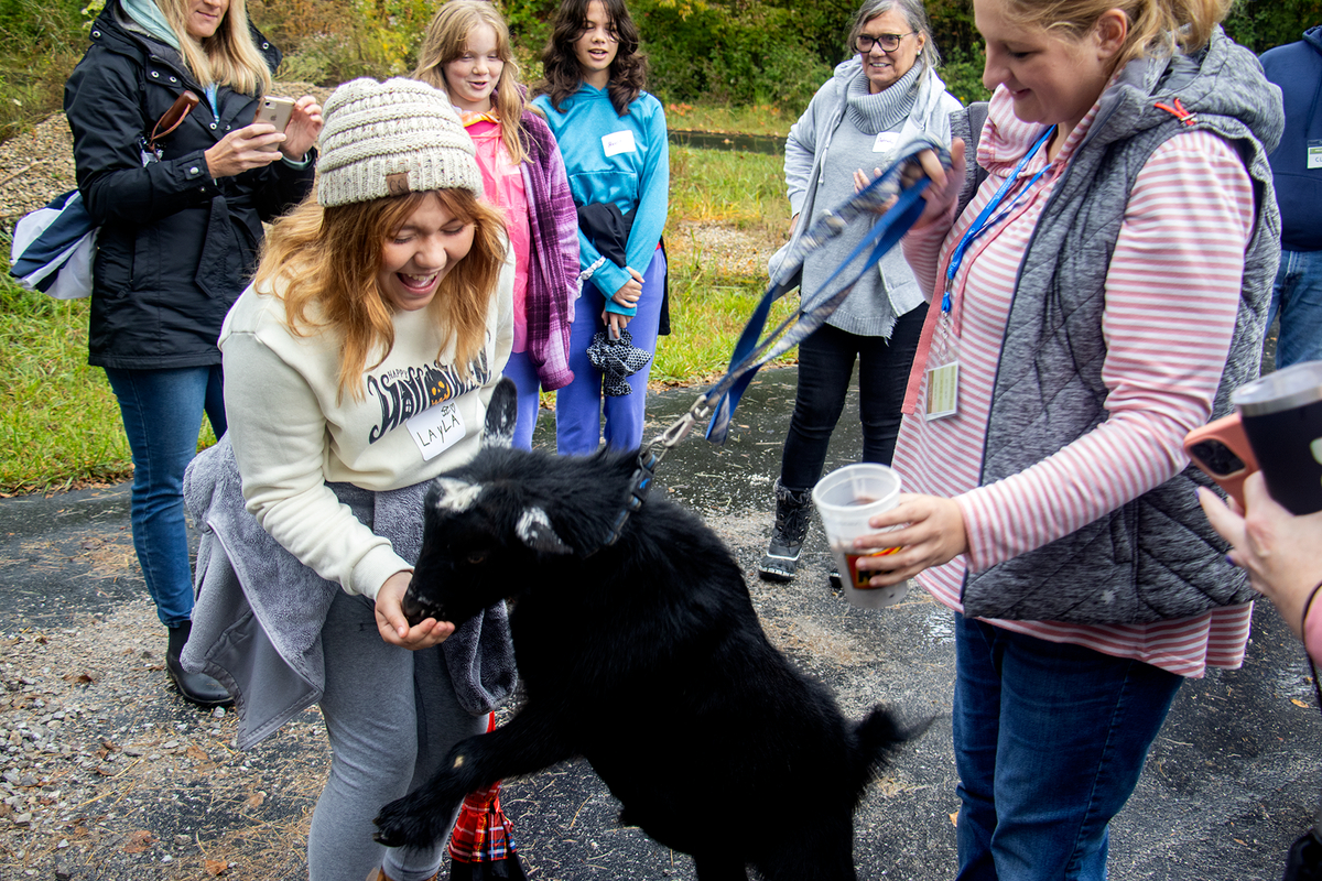 Students Visit Proving Ground Farm - TRECA