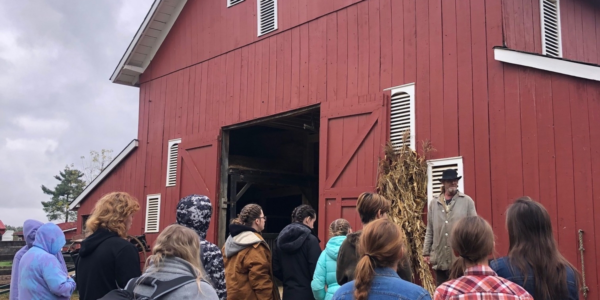 Students Visit Slate Run Living Historical Farm - TRECA