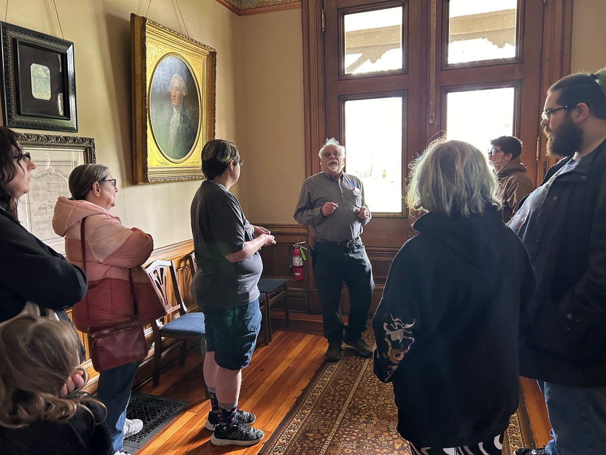 Students Visit the Rutherford B. Hayes Presidential Library and Museums ...