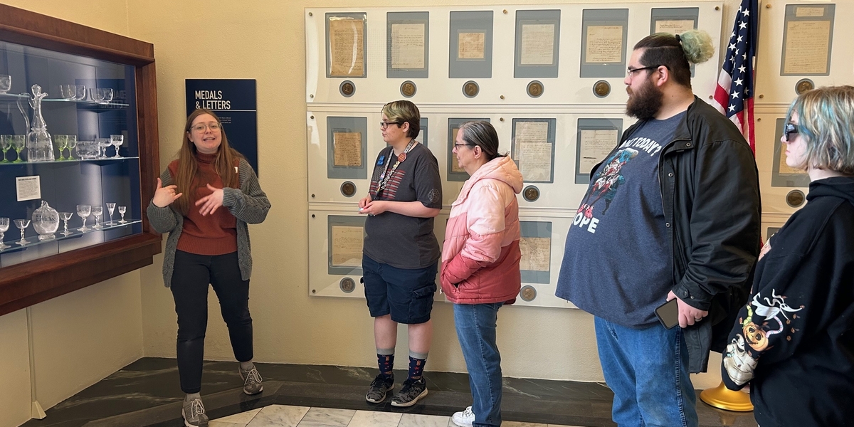 Students Visit the Rutherford B. Hayes Presidential Library and Museums ...