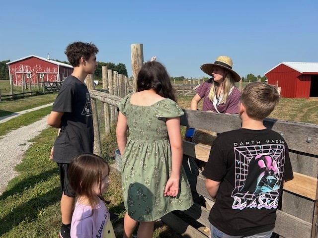 Students Visit Carter Historic Farm - TRECA
