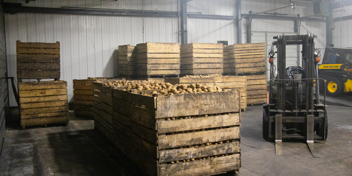 Students visit Conn's Potato Chip Factory - TRECA