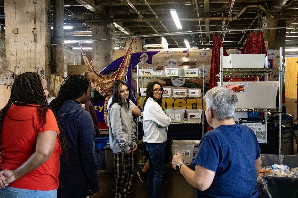 Students Visit the Cincinnati Recycling and Reuse Hub - TRECA