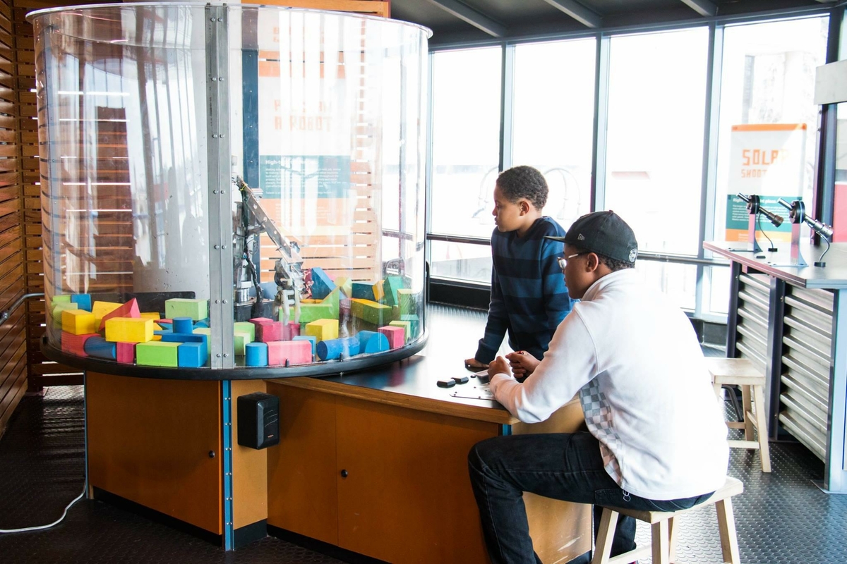 Digital Academy students visit the Imagination Station - TRECA